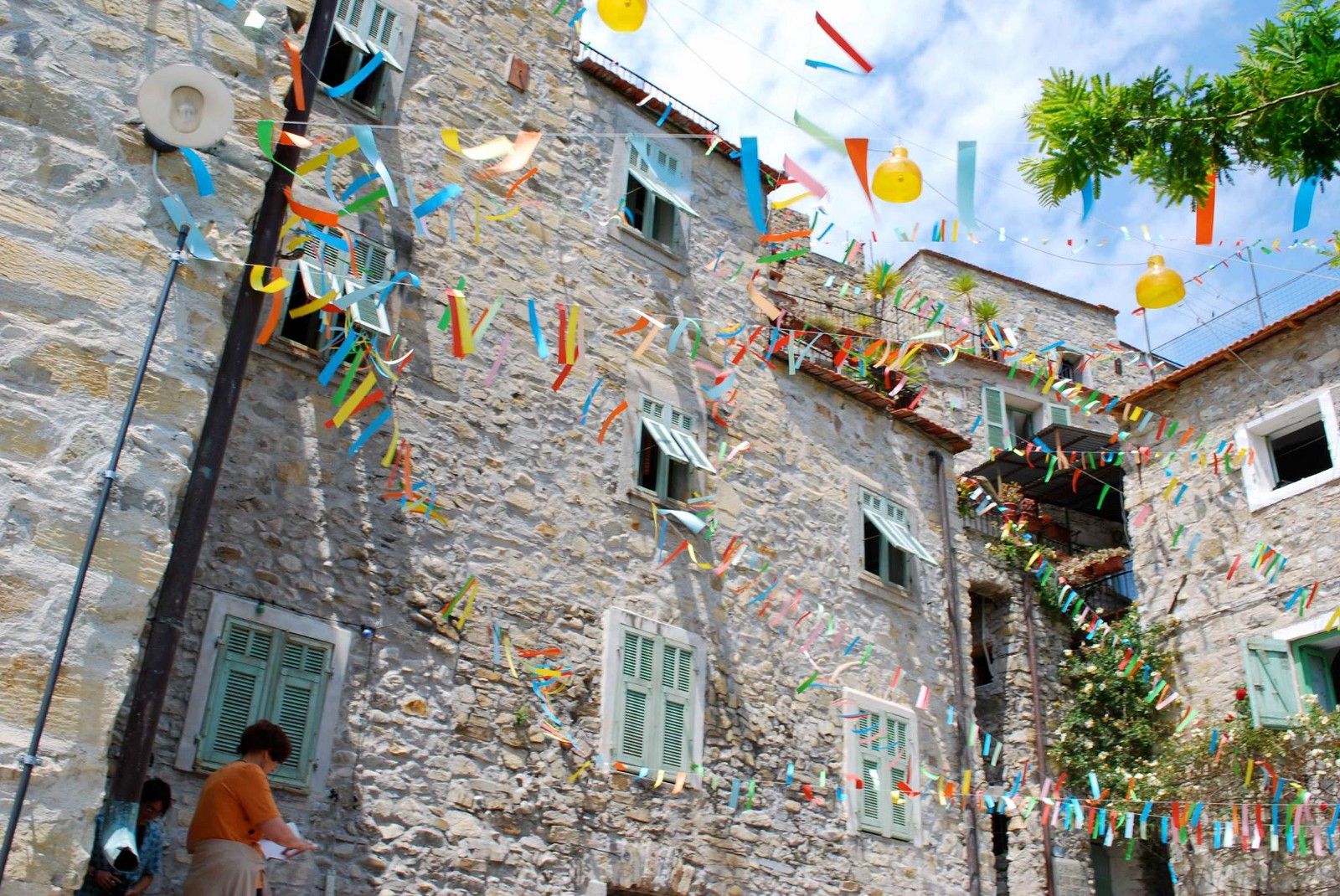 10 Off-Grid Communities That Are Waiting for Eco-friendly Residents ...