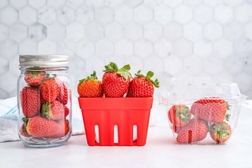 How to Make Strawberries Last Up to Three Weeks With One Genius Trick ...